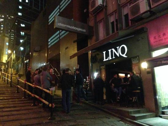 Klaster Klub Malam Tambah 1, LINQ Bar - Berita Indonesia