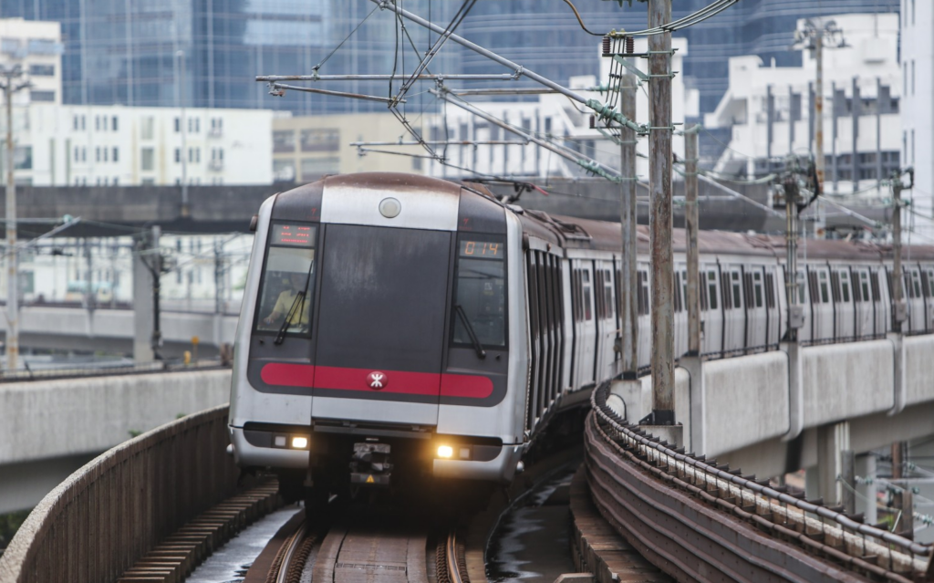 Tarif MTR Naik 2,3 Persen Pada Tahun Ini .. - Berita Indonesia