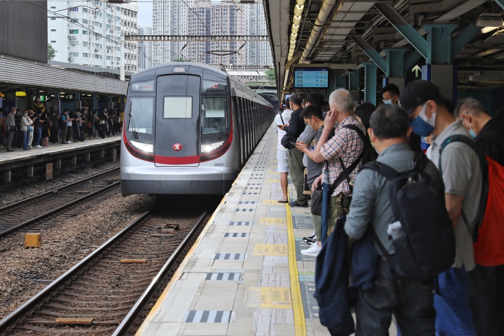 Naik MTR Gratis dan Dapatkan Hadiahnya .. - Berita Indonesia