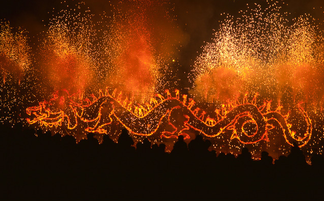 Sebanyak 23.888 Kembang Api Disiapkan Untuk Perayaan Imlek - Berita ...