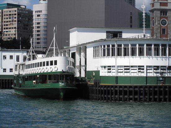 Insiden Di Dermaga Star Ferry TST, Pria Lompat Ke Laut Sebelum Subuh ...