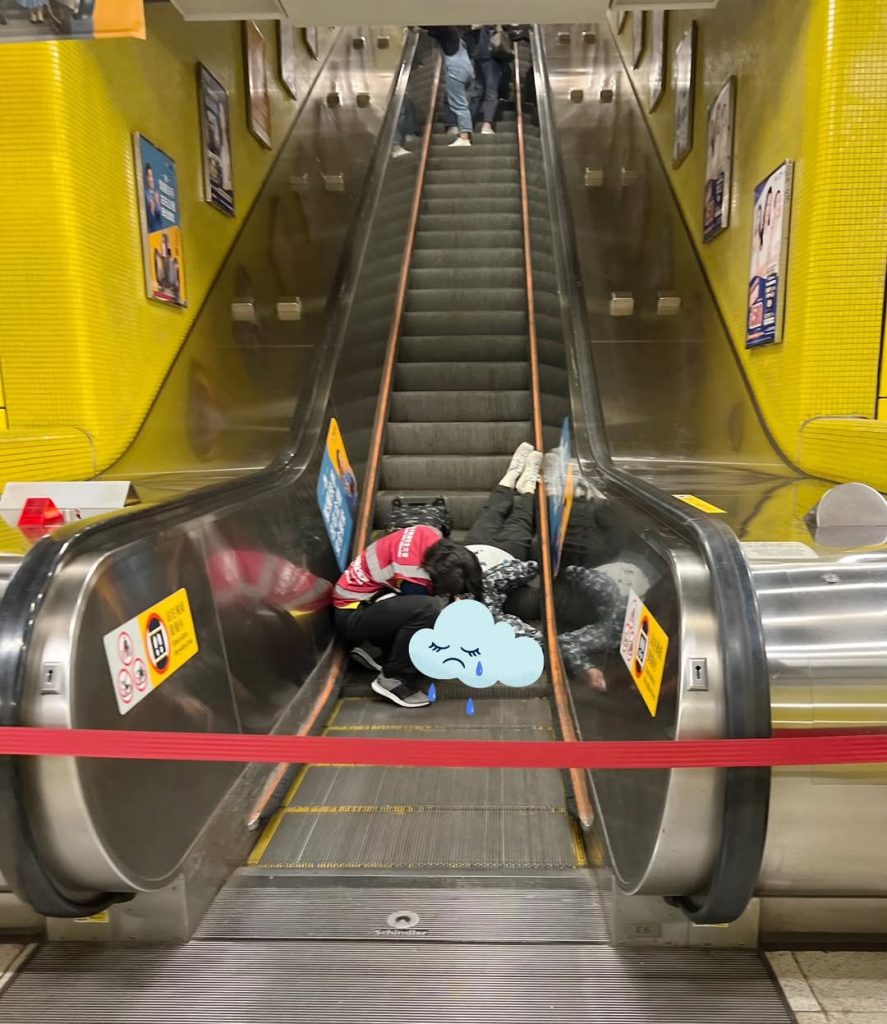 Kecelakaan Eskalator Di Stasiun MTR Yau Tong - Berita Indonesia