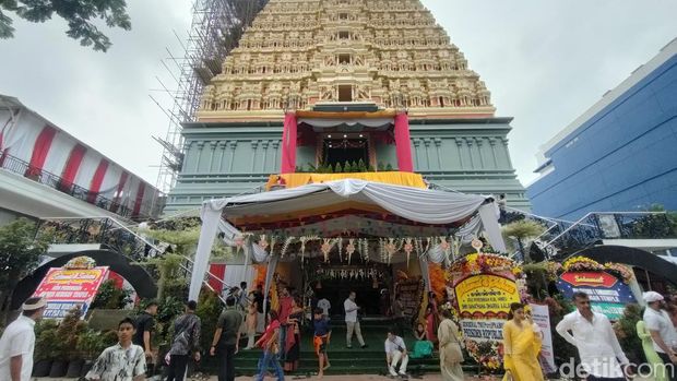 Indonesia Bangun Kuil Terbesar Di Asia Tenggara, Jakarta Murugan Temple ...