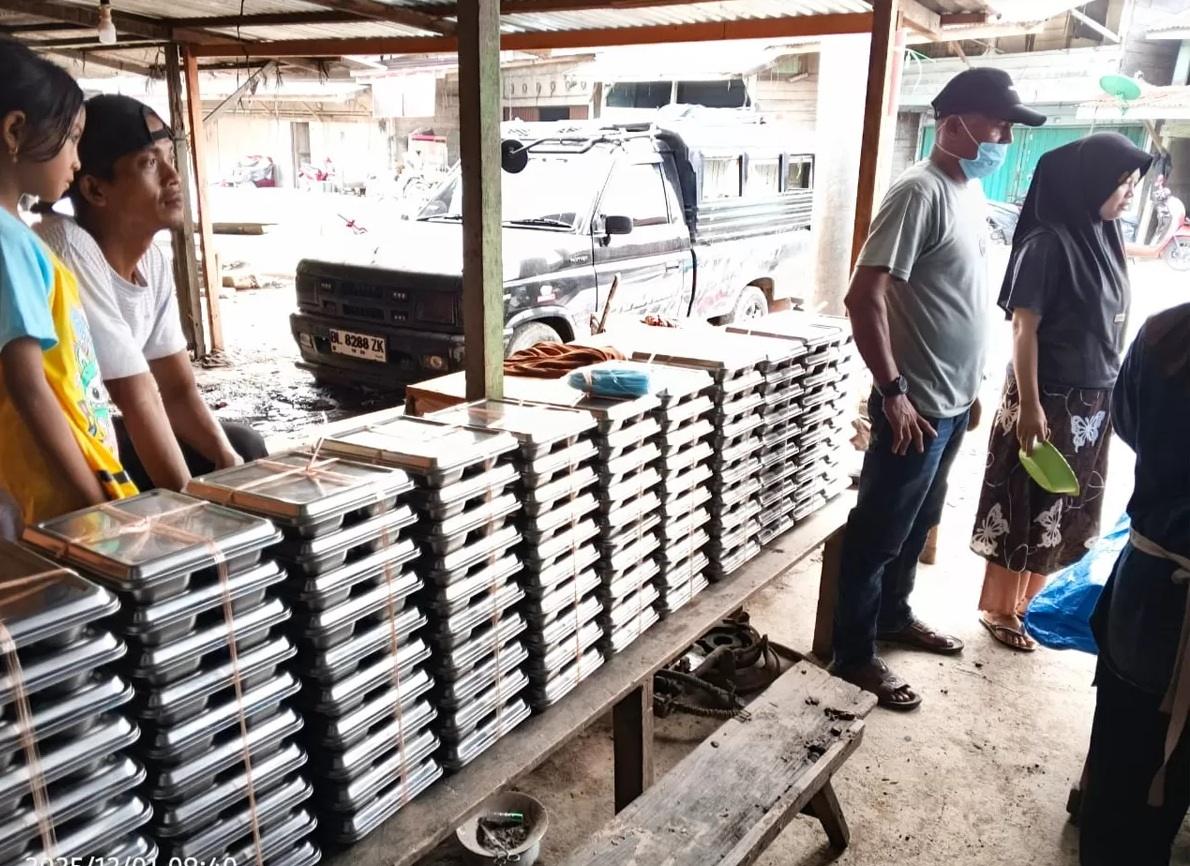 323 Dapur MBG Layani Warga Terdampak Bencana di Aceh, Sumut, dan Sumbar ...
